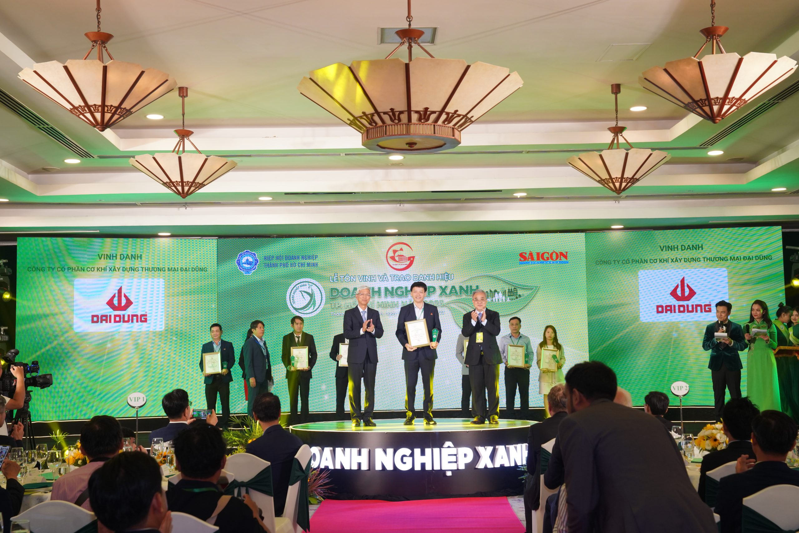 DAI DUNG CORPORATION WAS AWARDED "HCMC GREEN BUSINESS 2023"