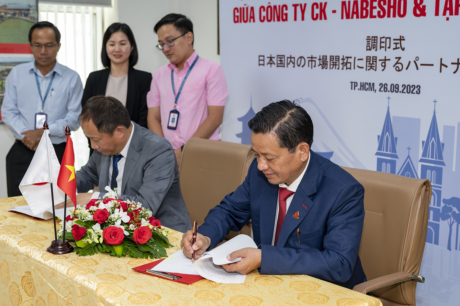 EXCLUSIVE JAPANESE MARKET DISTRIBUTION CEREMONY BETWEEN THE CK ...