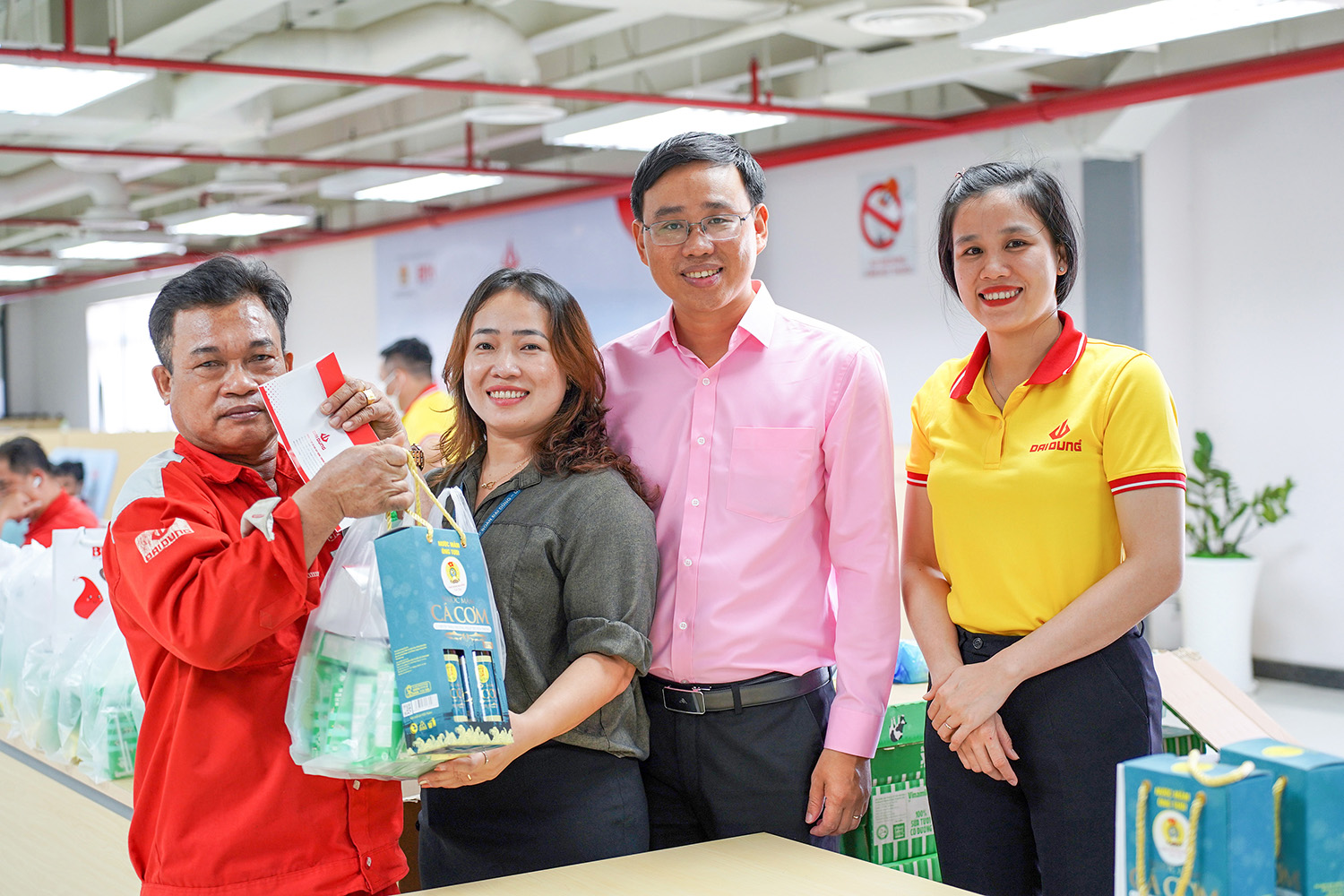 CHƯƠNG TRÌNH GIỌT MÁU NGHĨA TÌNH DDC: MỖI GIỌT MÁU CHO ĐI MỘT CUỘC ĐỜI ...