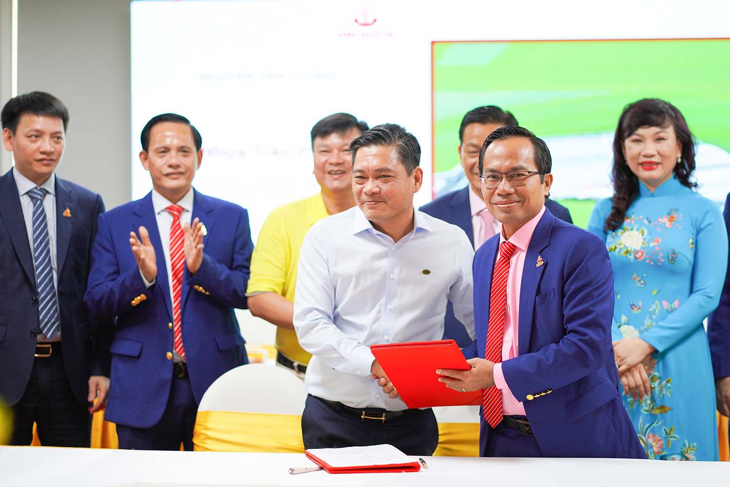 REINFORCING FOUNDATION - BREAKING THROUGH TO SUCCESS - DaiDung Corporation